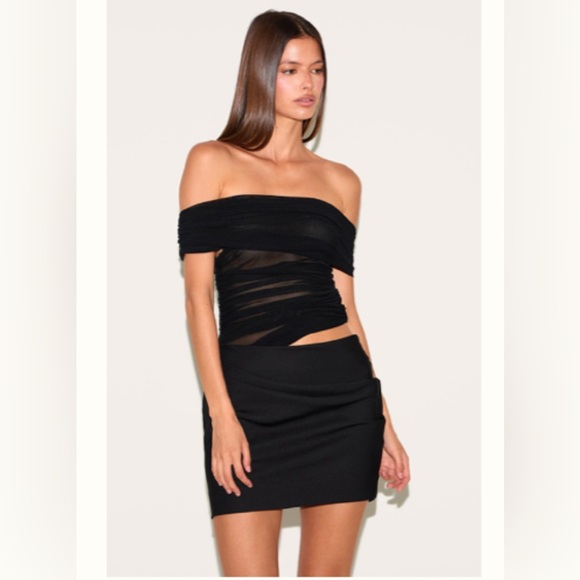 PrettyLittleThing | Dresses | Pretty Little Thing Black Satin Mesh ...